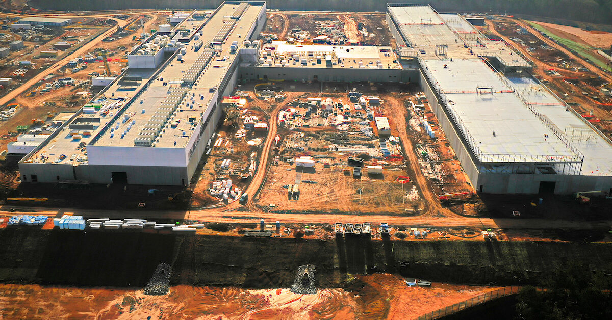 Weighing the costs and benefits of data centers in Georgia